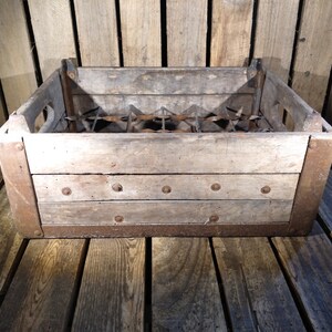 Vintage Rusty Crate - Etsy
