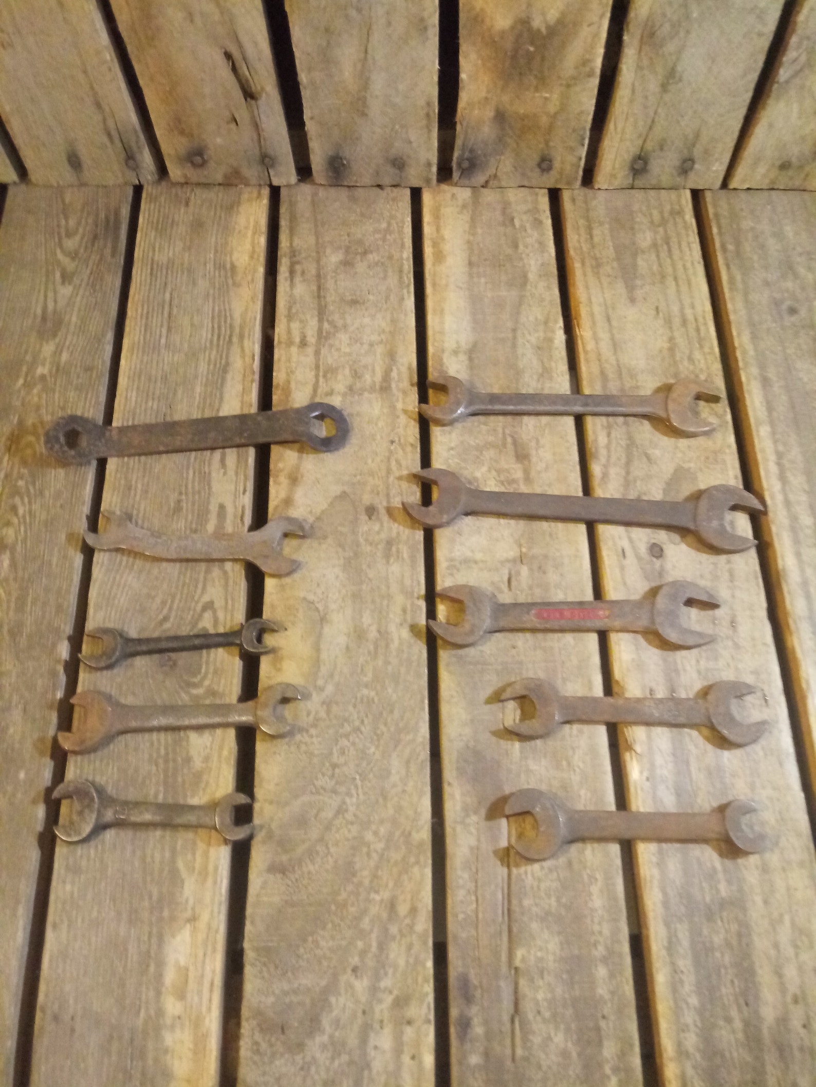 10 Vintage Rusty Wrenches | Etsy