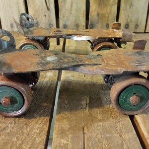 Antique Rusty Roller Skate, Decor Pieces Only Missing Parts - Etsy