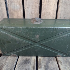 Vintage Green Metal Toolbox - Etsy