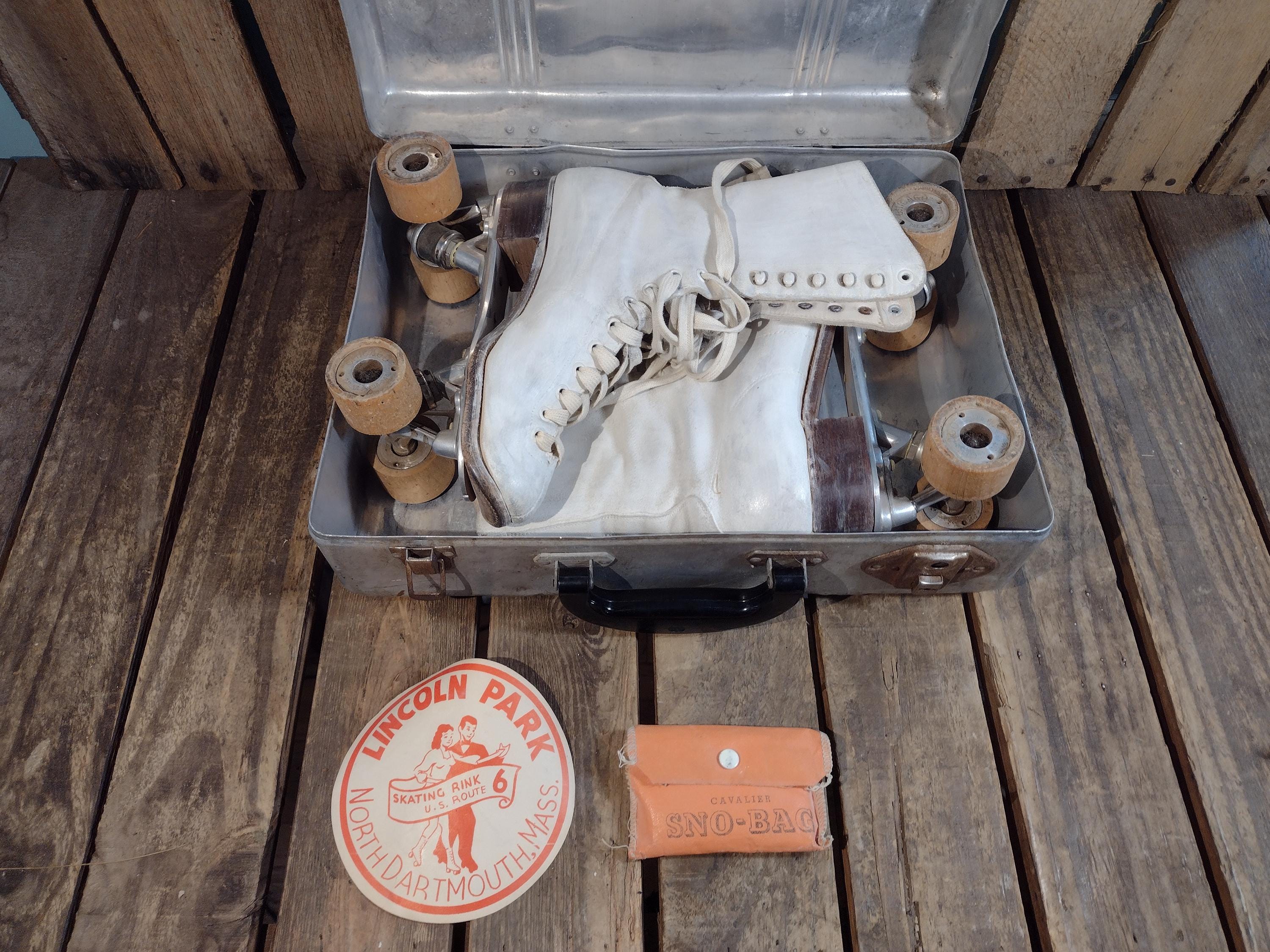 Vintage Roller Skates With Case - Etsy