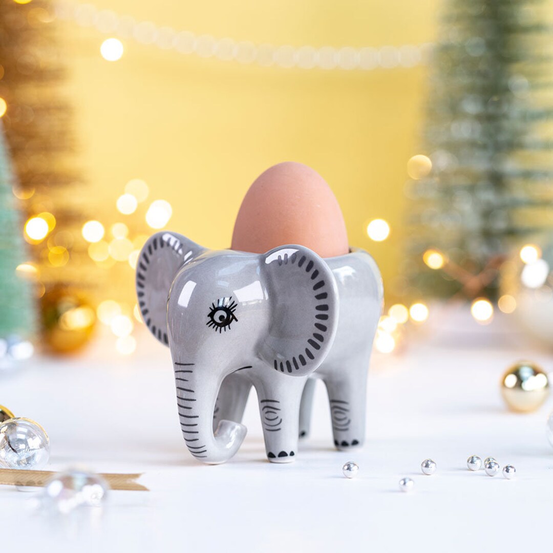 Handgemachter Keramik Elefant Eierbecher von Hannah Turner - Etsy.de