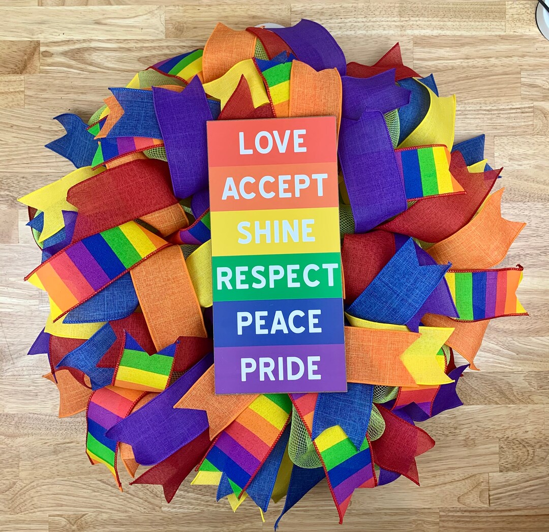 Rainbow Pride Wreath, Pride Month Decor, LGBTQ Gay Pride Wreath ...