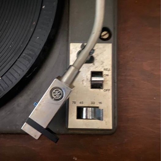 SOLD! | Vintage Stereo Cabinet & Record Player | GE Record Player ...