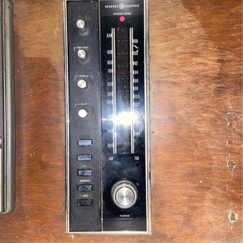 SOLD! | Vintage Stereo Cabinet & Record Player | GE Record Player ...