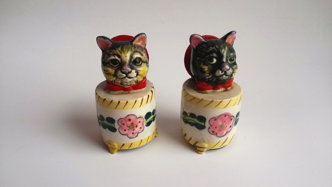 Vintage Cat Salt and Pepper Cat Salt and Pepper Shakers Salt - Etsy