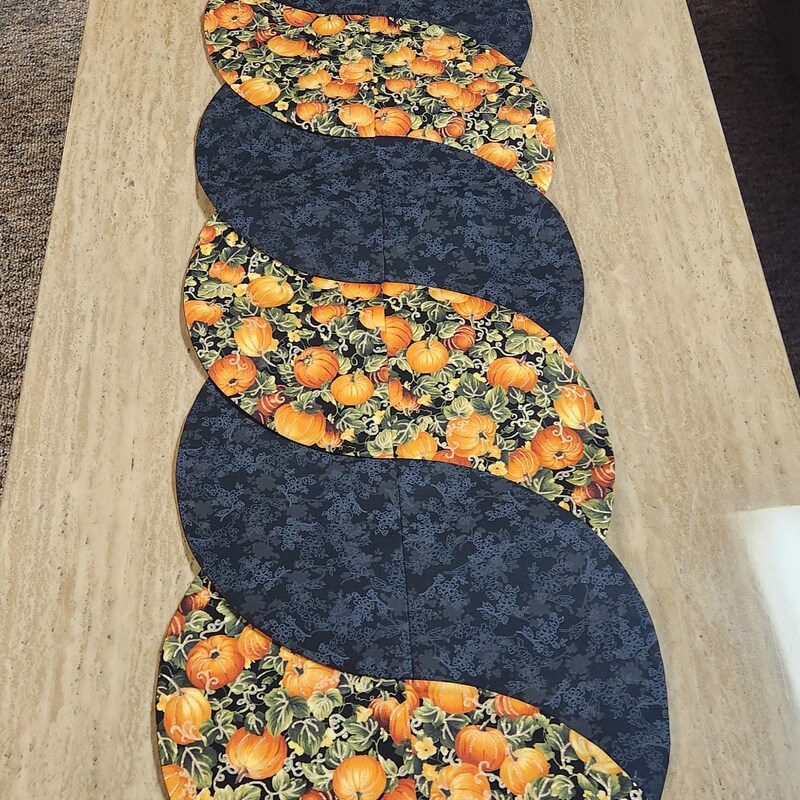 Twisted Table Runner - Etsy