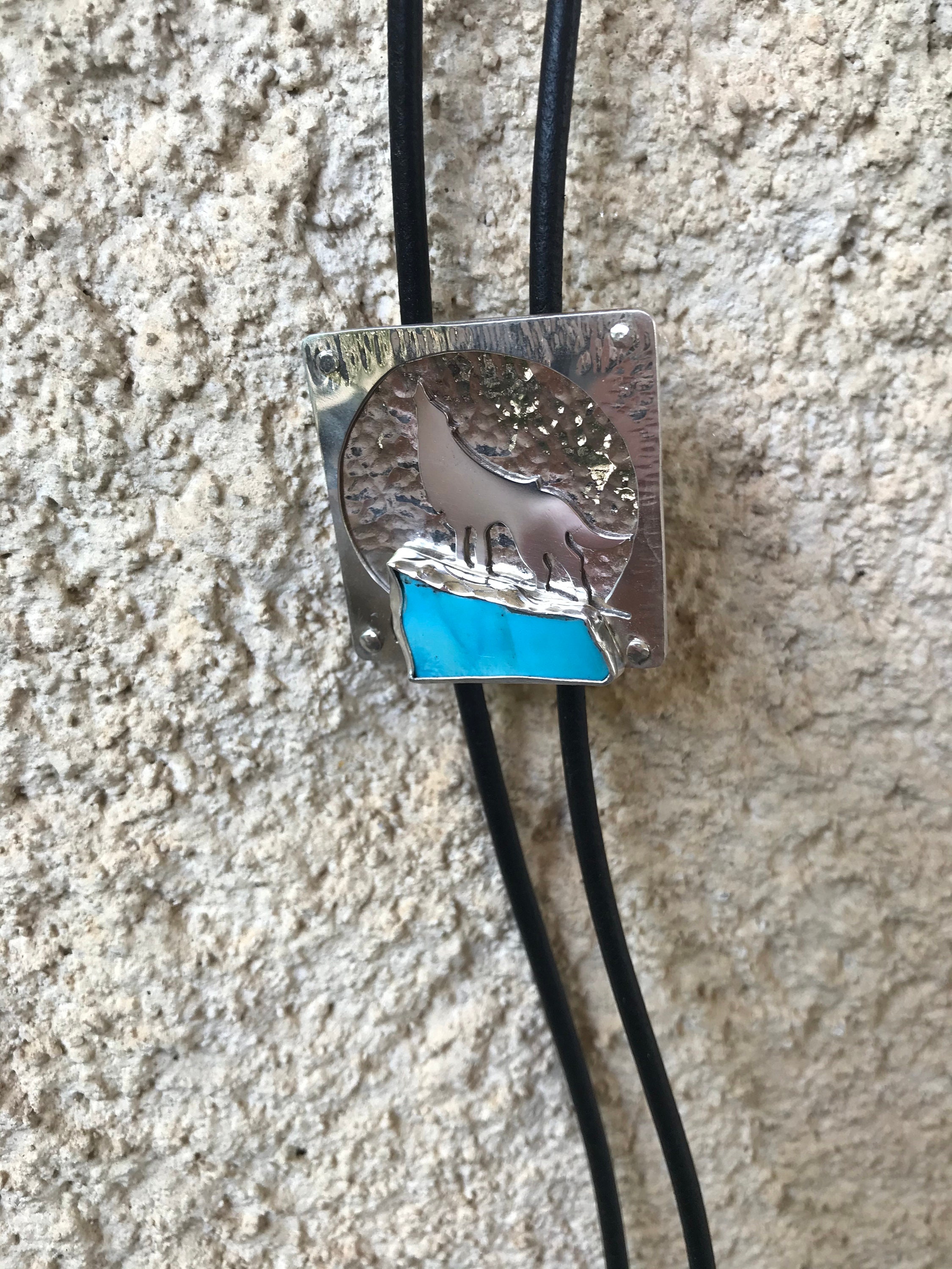 Sterling Silver Howling Wolf Bolo Tie, Turquoise Accent, Animal Jewelry ...
