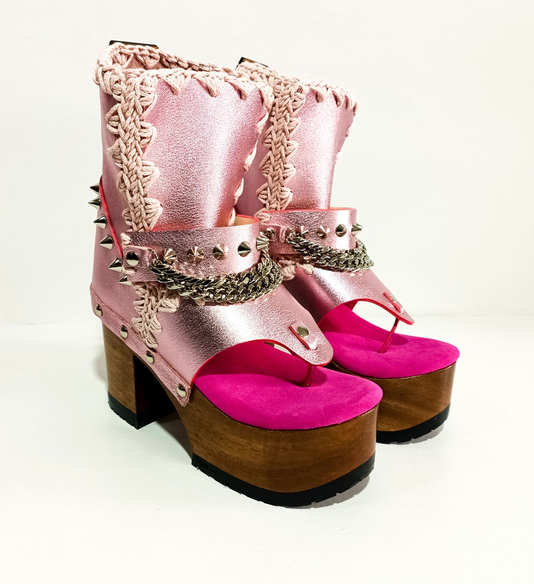 Metallic Pink Platform Flip-flops for the Ultimate in Style - Make a ...
