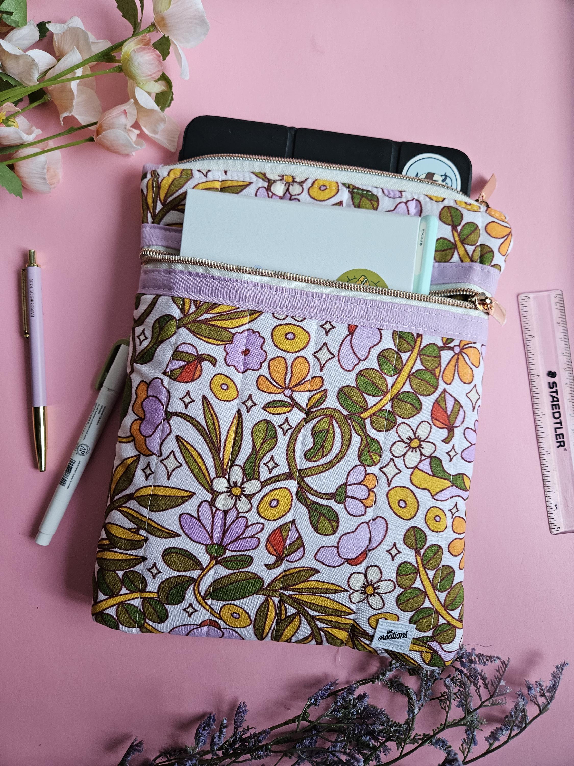 Quilted Book Sleeve | iPad Sleeve | Floral Pattern | Padded Cover - Etsy