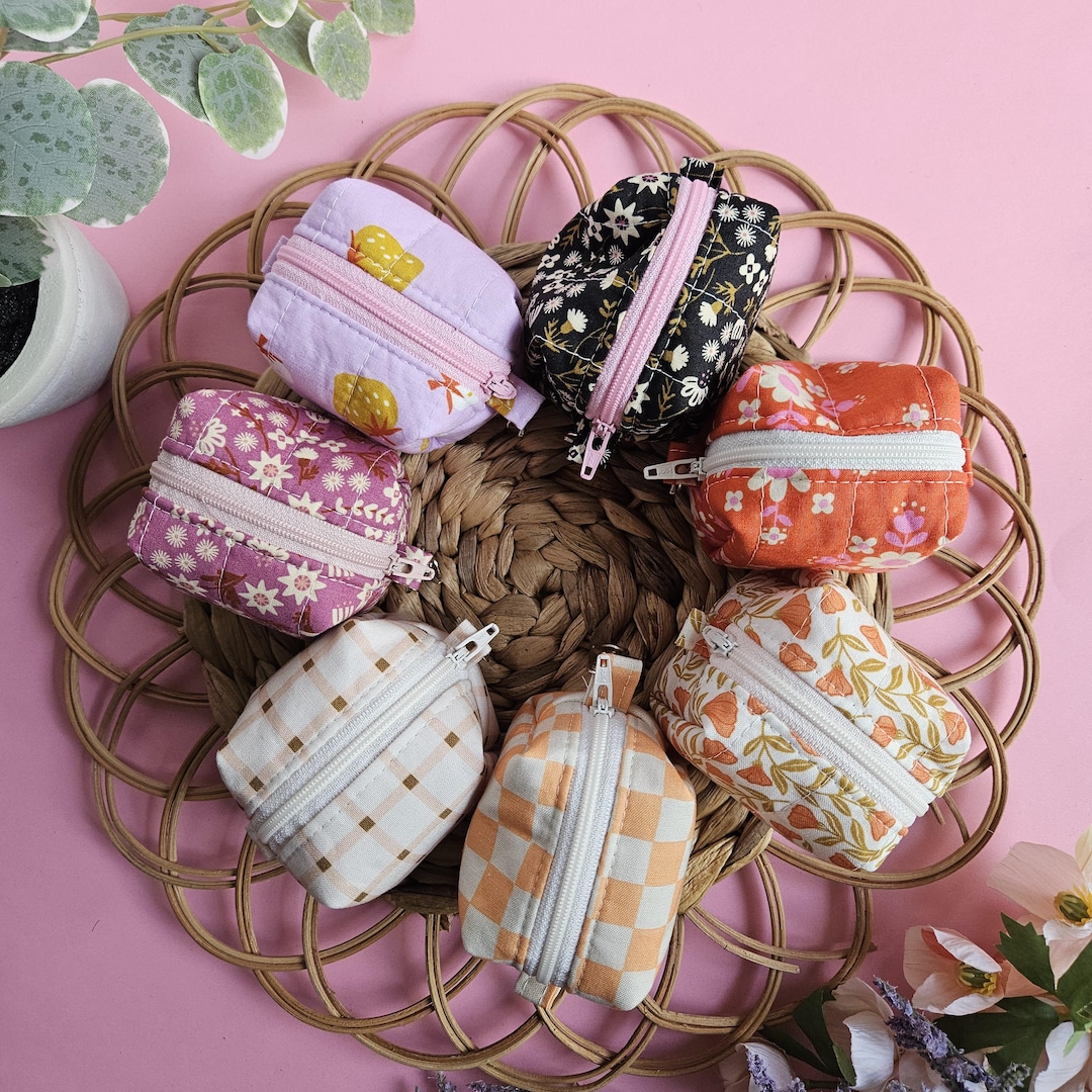 Bitty Bitsy Box | Mini Boxy Zipper Pouch | Keychain Pouch | Floral | Pink | Orange | Black - Etsy
