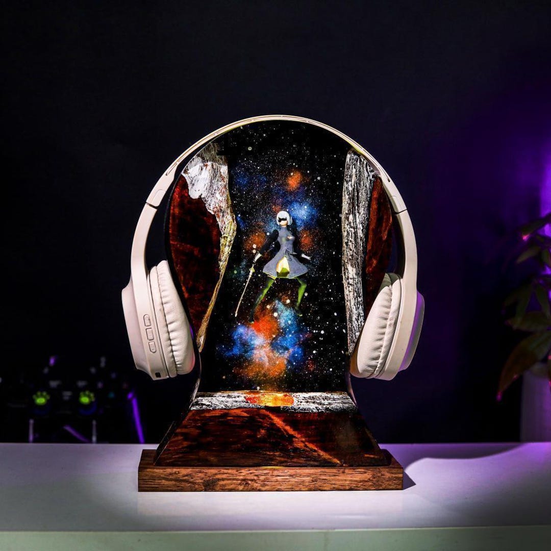 Nier: Automata Headphone Stand & Night Light, 2B Gaming Setup Decor ...