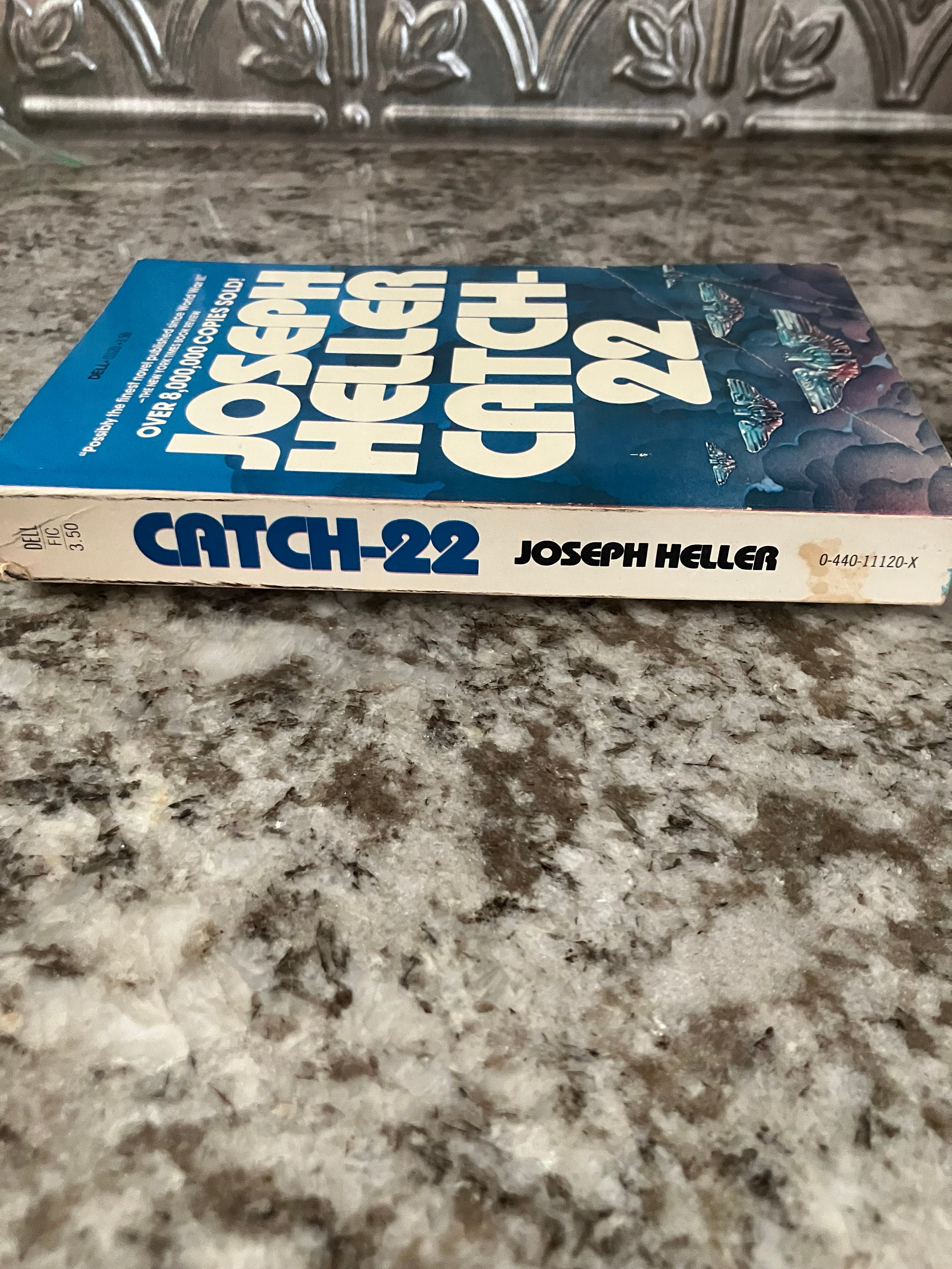 Catch 22 by Joseph Heller Vtg Paperback Book 1981 - Etsy