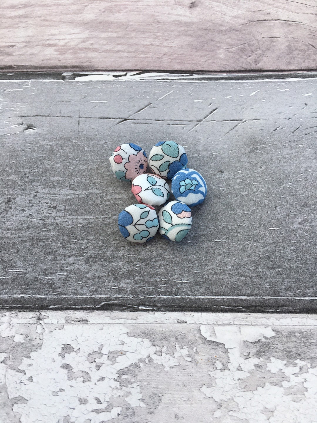 Liberty Print Fabric Buttons / Liberty Buttons / Betsy Blue Buttons ...
