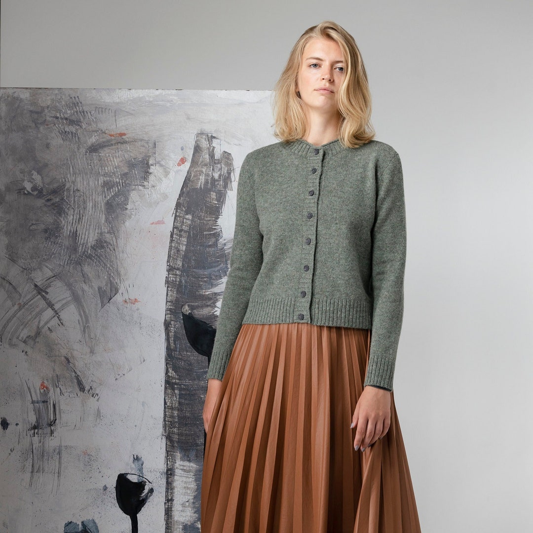 Button-Down-Strickjacke aus Wolle, Handgefertigter Wollpullover ...