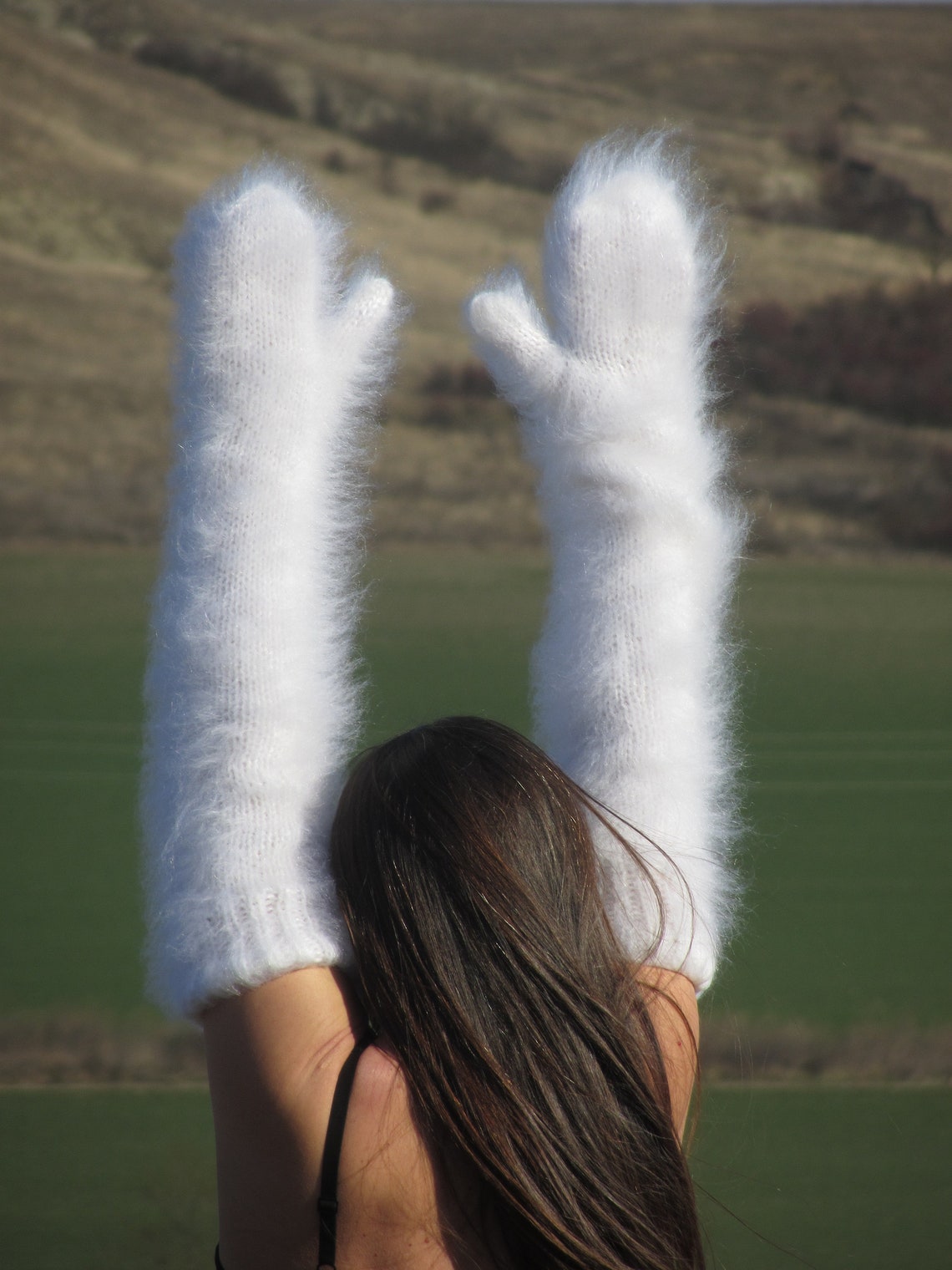 FUZZY Mohair WHITE Long Mittens Thick Warm Handmade Soft Ski Cosy ...