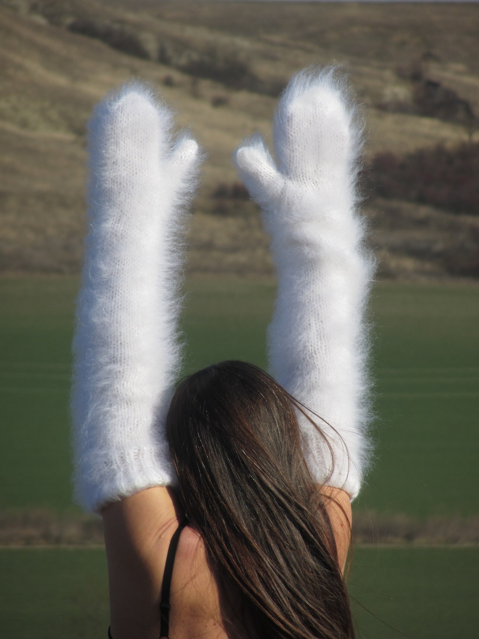 FUZZY Mohair WHITE Long Mittens Thick Warm Handmade Soft Ski Cosy ...