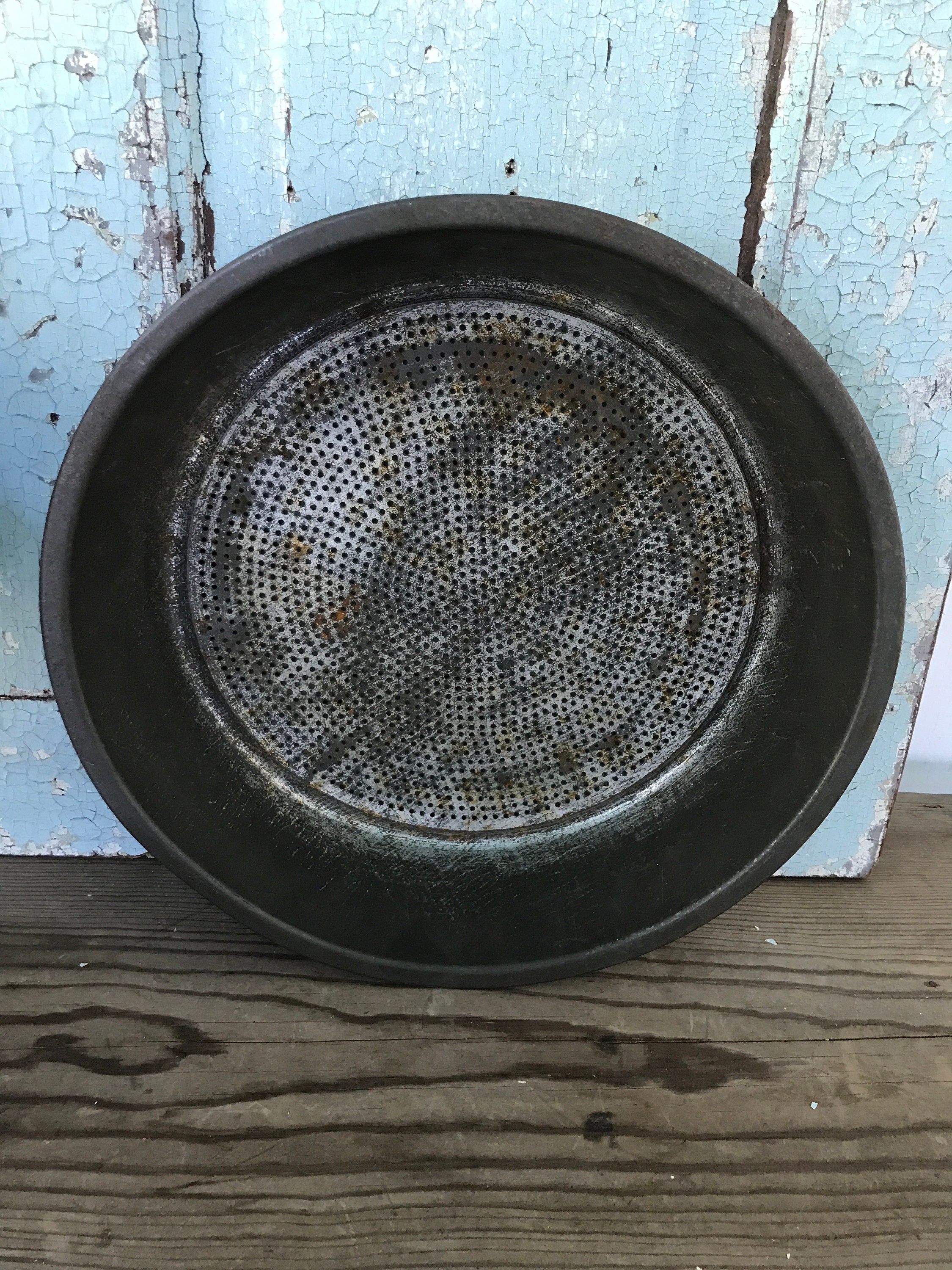 Vintage Tin Sieve Shallow Round Metal Sifter Rustic Style Kitchen ...