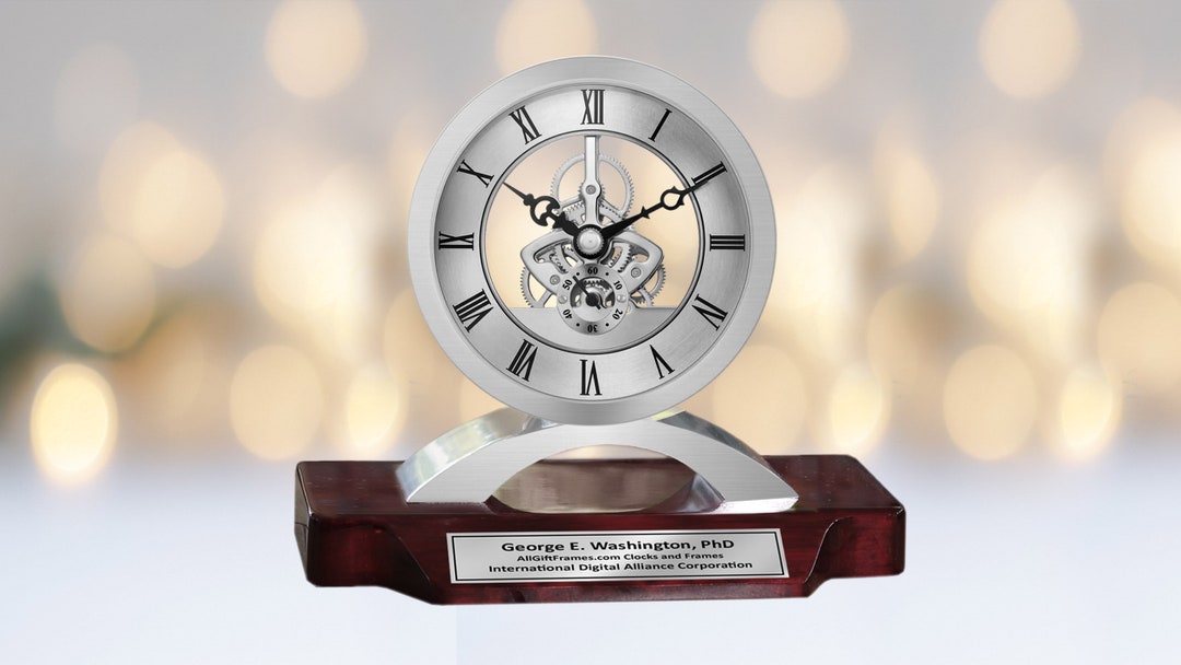 Grabado personalizado Reloj Escritorio Plata Mesa de engranajes móviles ...