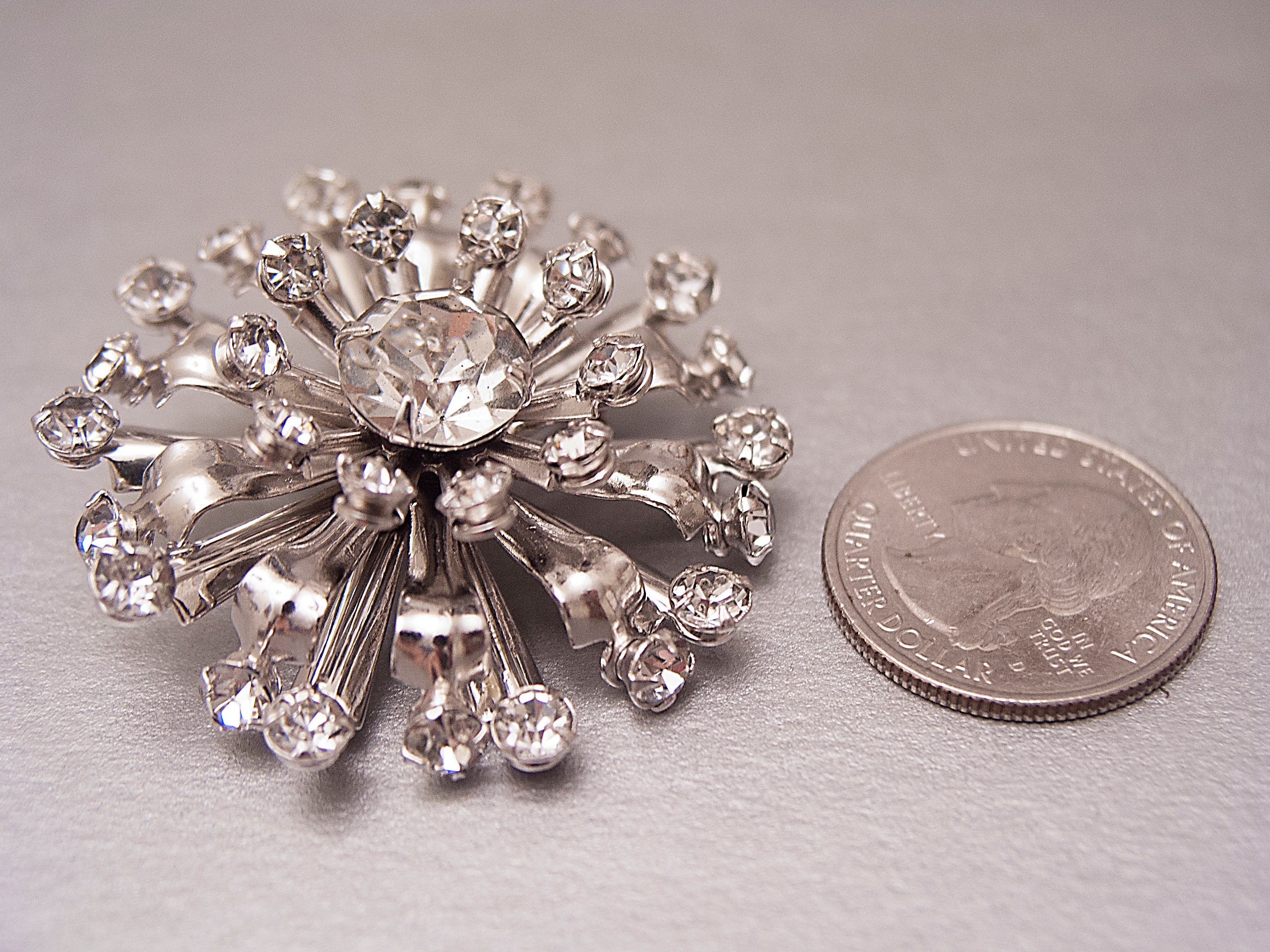 Vintage Rhinestone Starburst Brooch, 1950s - Etsy