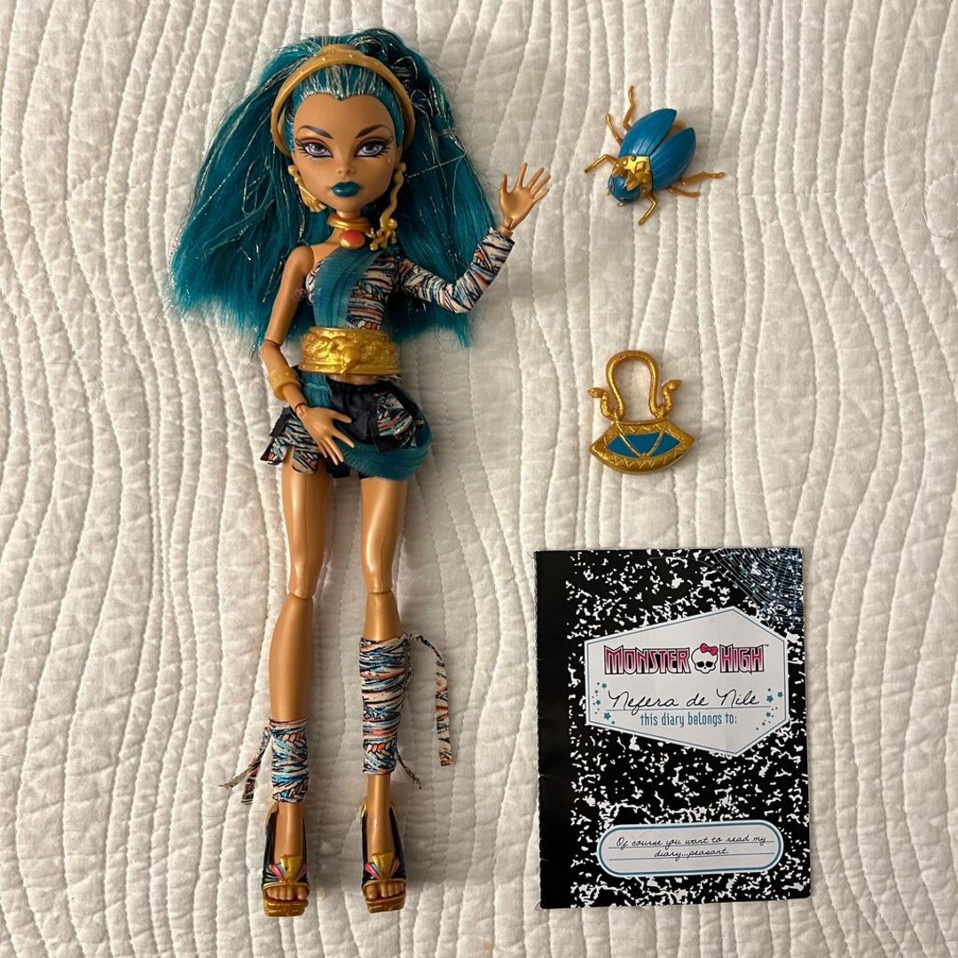 Nefera De Nile Wave 3 Campus Stroll - Monster High Doll Clothes Shoes ...