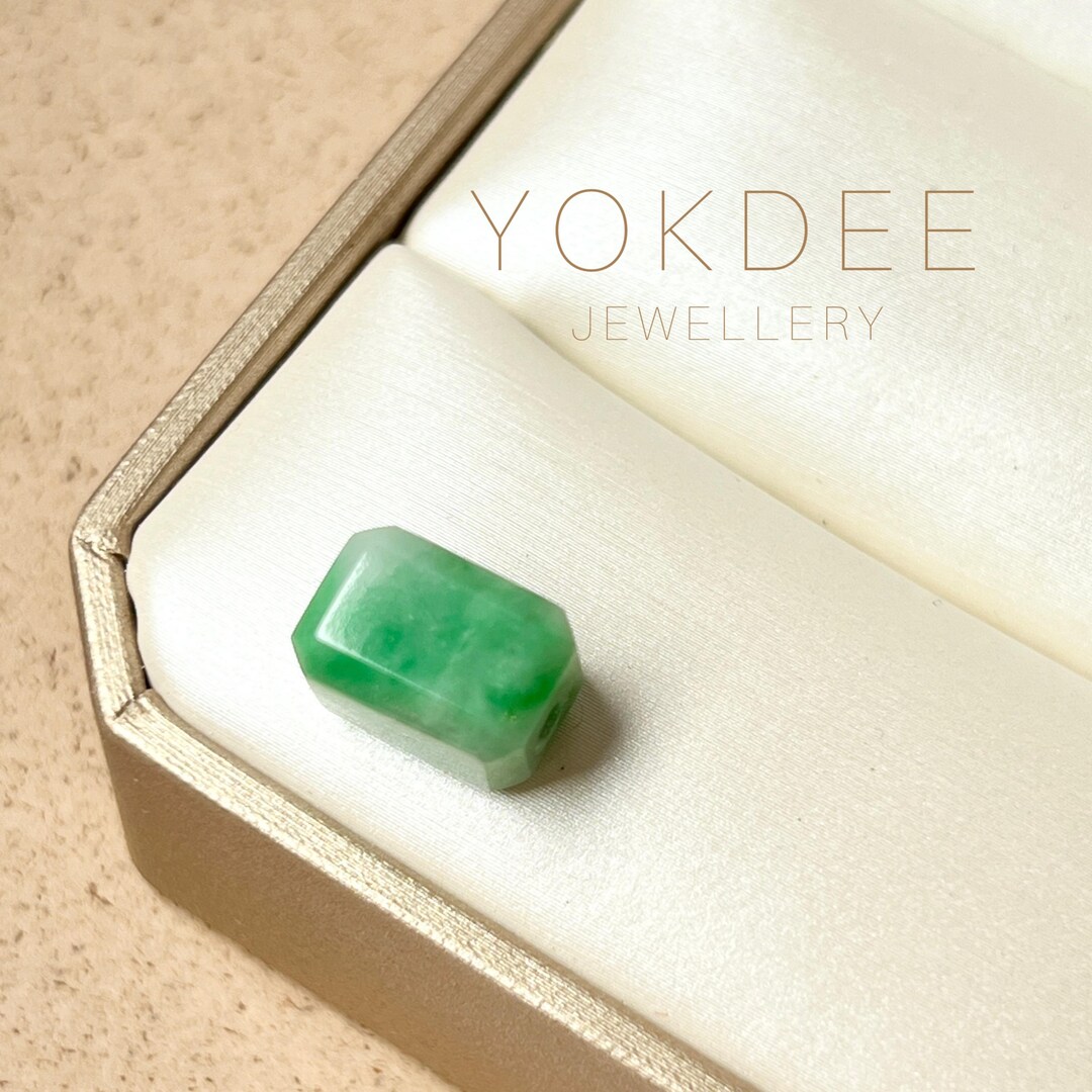 A-grade Natural Moss on Snow Jadeite Barrel No.172560, Lulu Tong ...