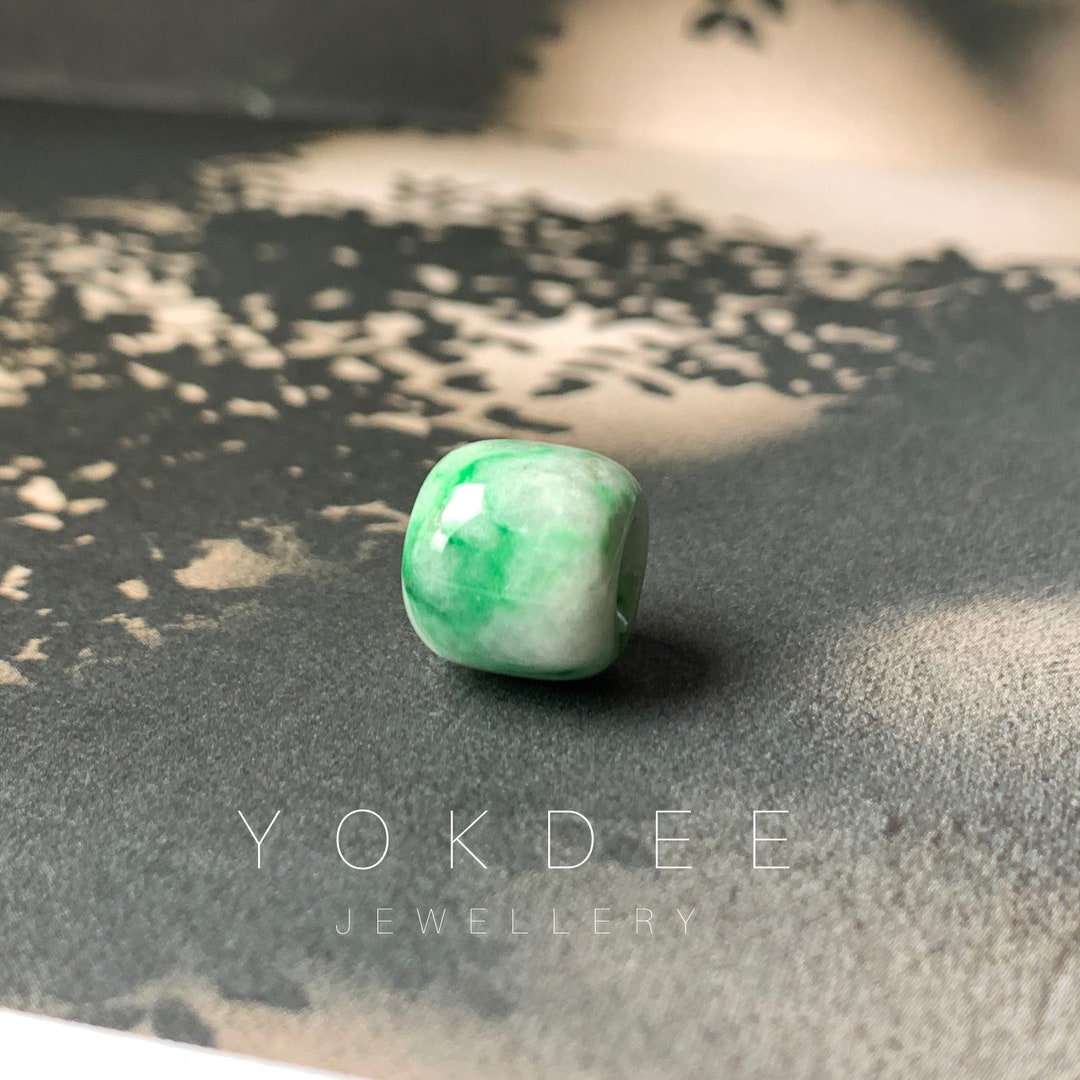 A-grade Natural Moss on Snow Jadeite Barrel Pendant No.172235, Simple ...
