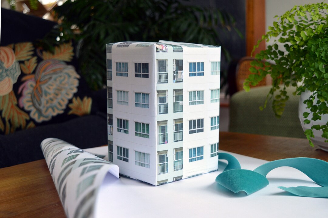 Berlin Wrapping Paper | 4 X Sheets - Etsy