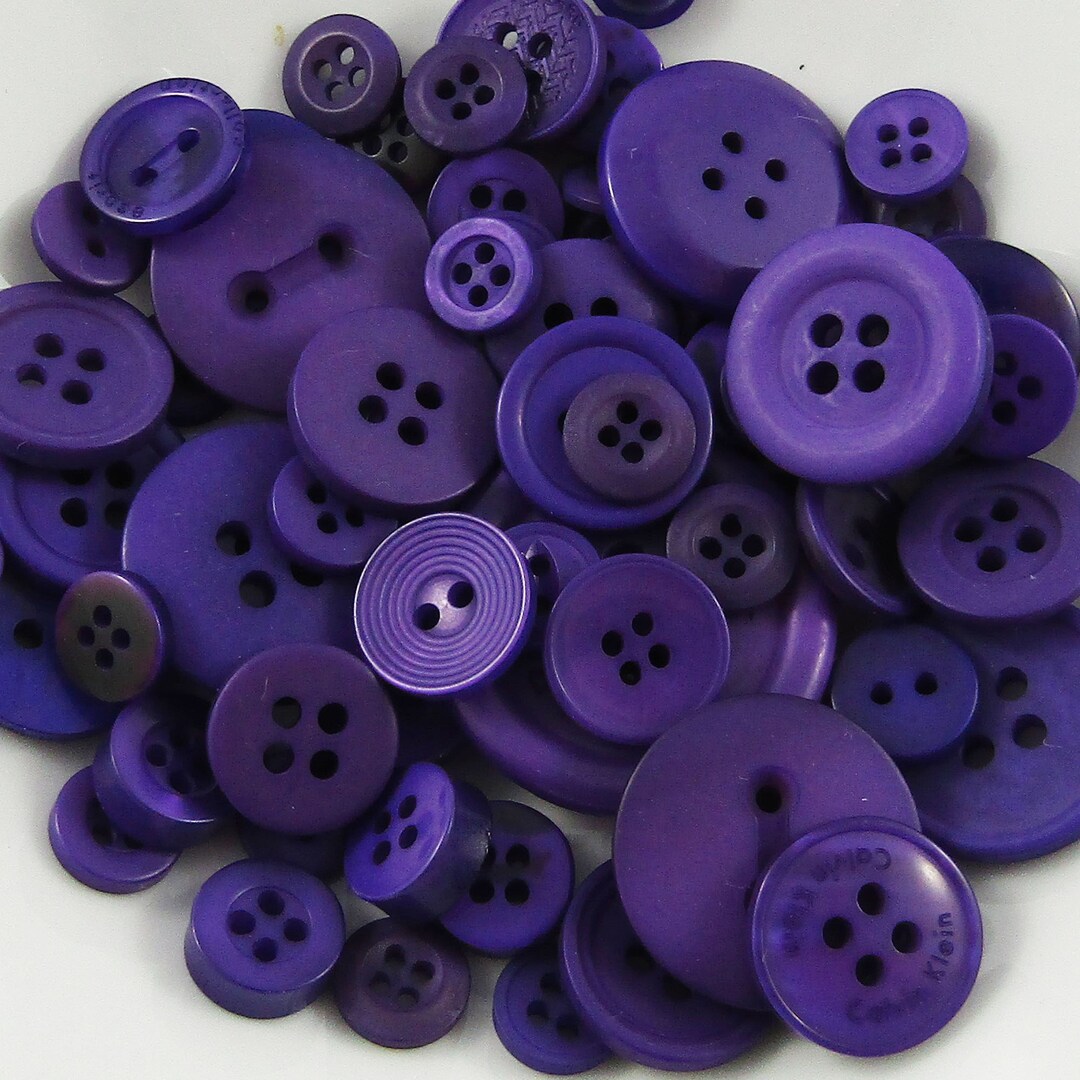 50gram Assorted Purple Sewing Buttons RESIN Crafts Jewellery Junk ...