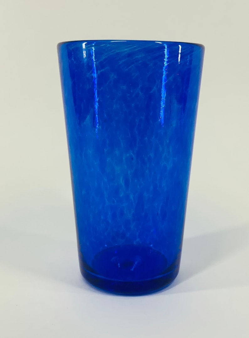 Hand Blown Glass: Blue Pint Glass - Etsy