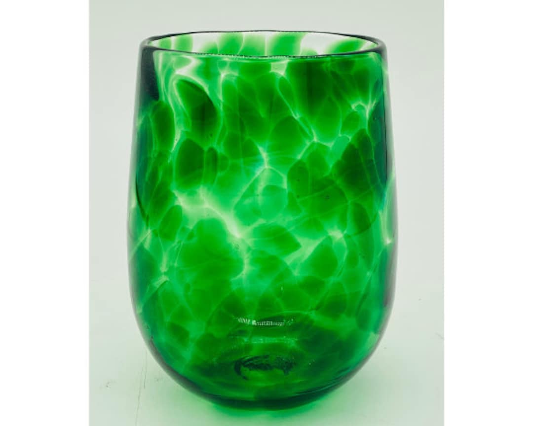 Hand Blown Glass: Emerald Green Stemless Wine Glass - Etsy
