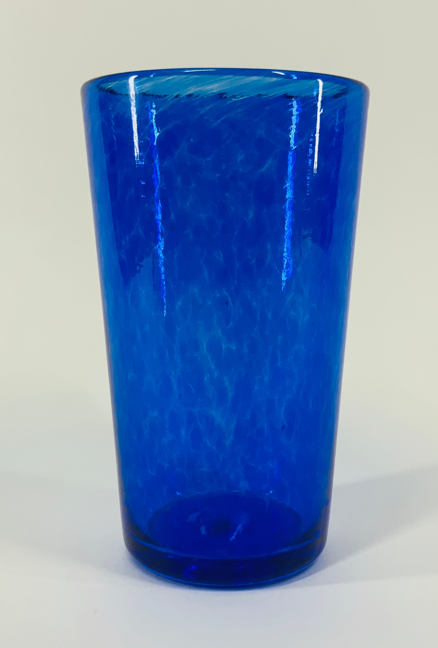 Hand Blown Glass: Blue Pint Glass - Etsy