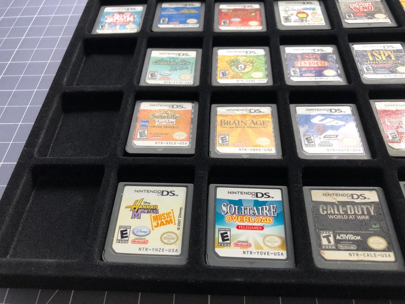Nintendo DS / 3DS Display Tray (case Inserts) (holds 32 Games) NEW ...