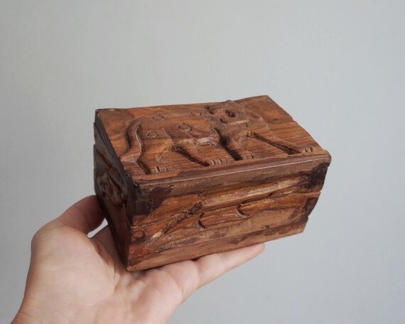 Rectangular wooden small jewelry box, cheetah carved … - Gem
