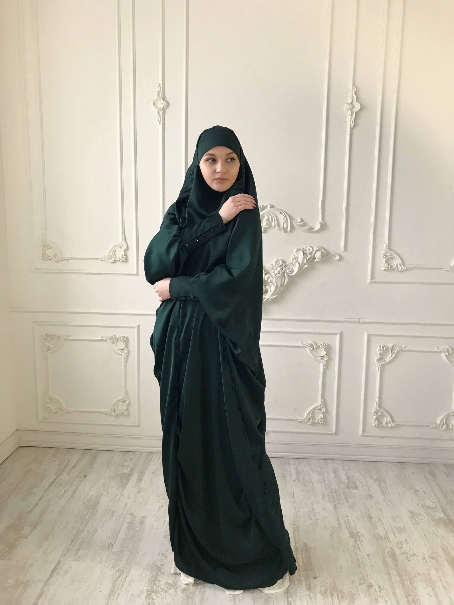 Emerald Long Silk Khimar Elegant Green Muslim Dress | Etsy