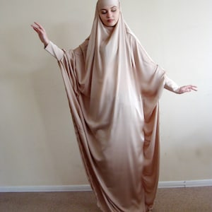 Long Silk Khimar, Elegant Muslim Dress, Beige Burqa,dubai Abaya ...