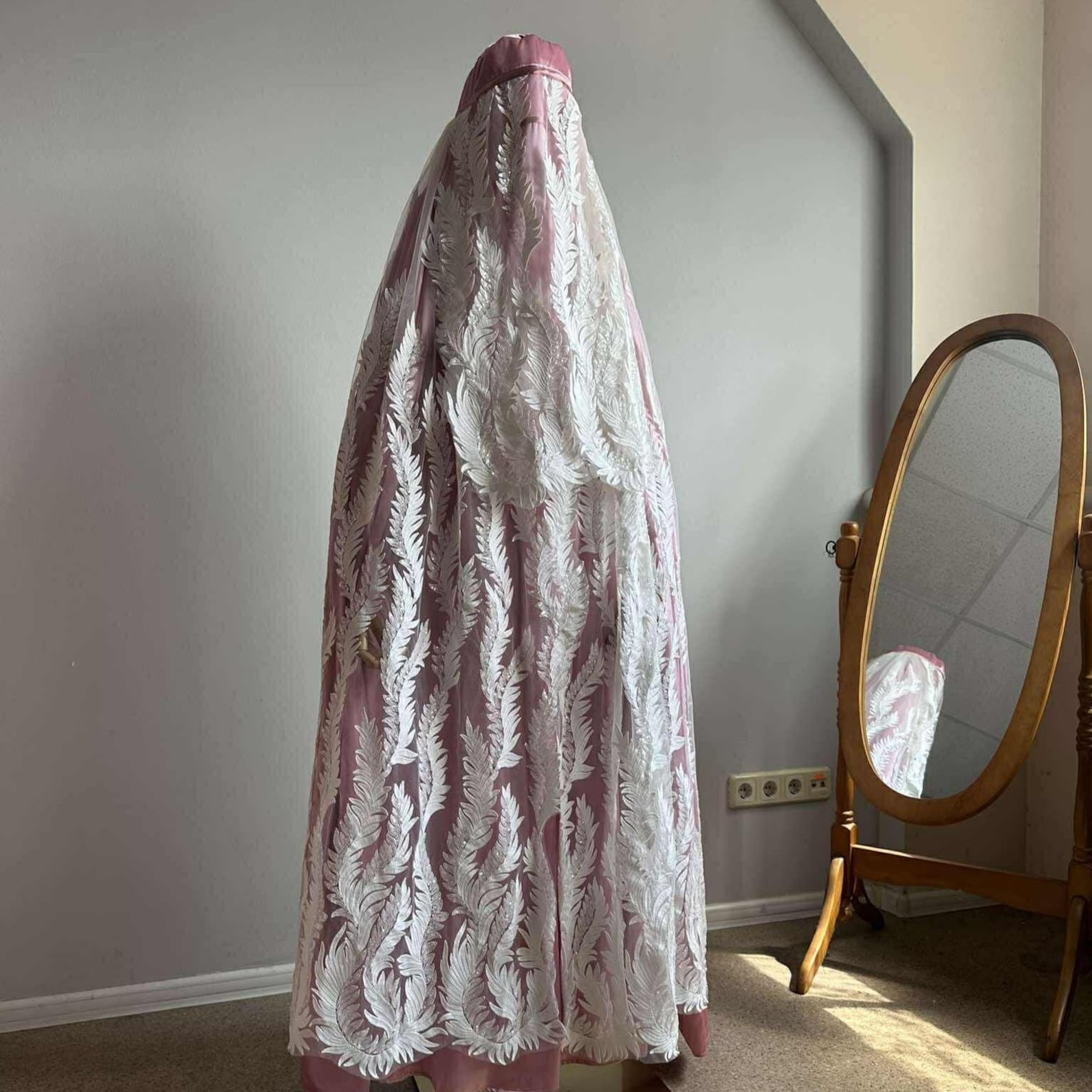 Luxury Pink Silk Burqa, 3D White Lace, Modest Islamic Wedding Wear - Etsy