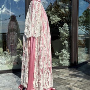 Luxury Pink Silk Burqa, 3D White Lace, Modest Islamic Wedding Wear - Etsy