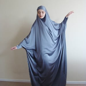 Elegant Silk Khimar, Muslim Dress, Gray Burqa,dubai Abaya, Traditional ...