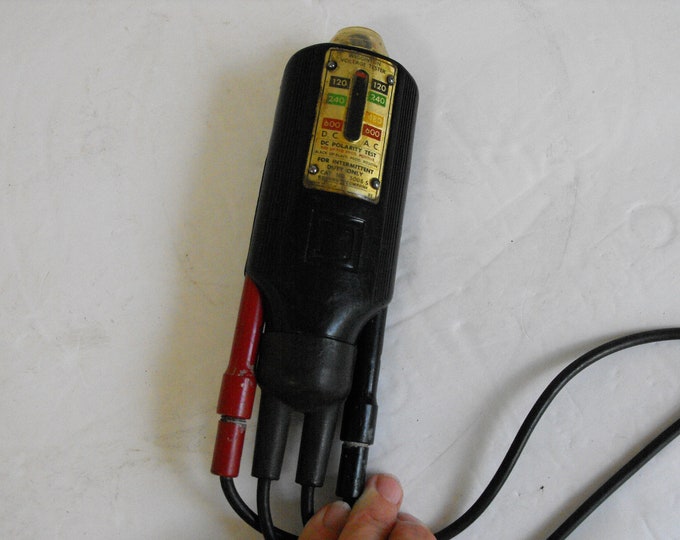Vintage Wigginton Voltage Tester Model 5008 (2845) - Etsy