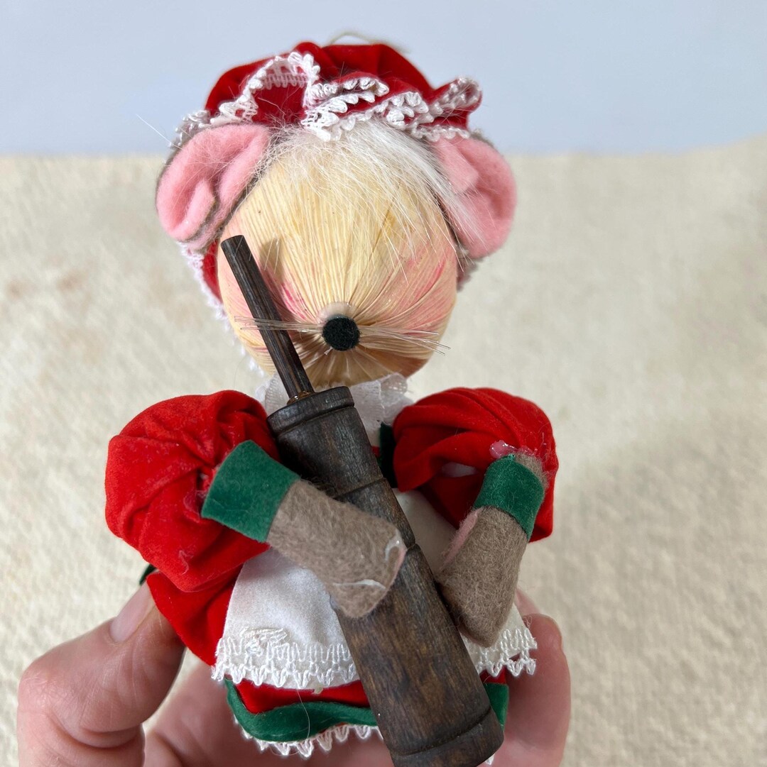 Kurt Adler Corn Husk Mouse Ornament Girl Butter Churner Label (3524) - Etsy