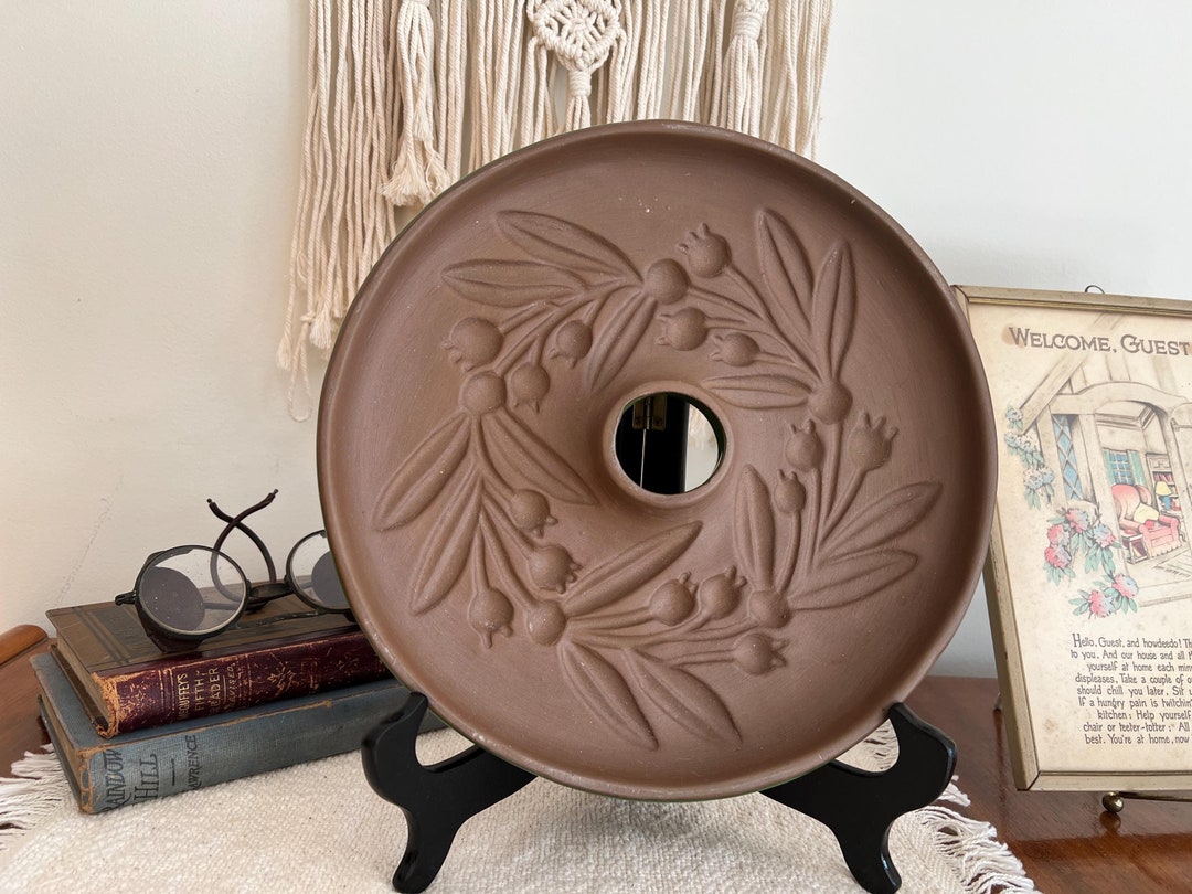 Unique Hartstone Shortbread Wreath Mold Mistletoe Berries Cookie Mold ...