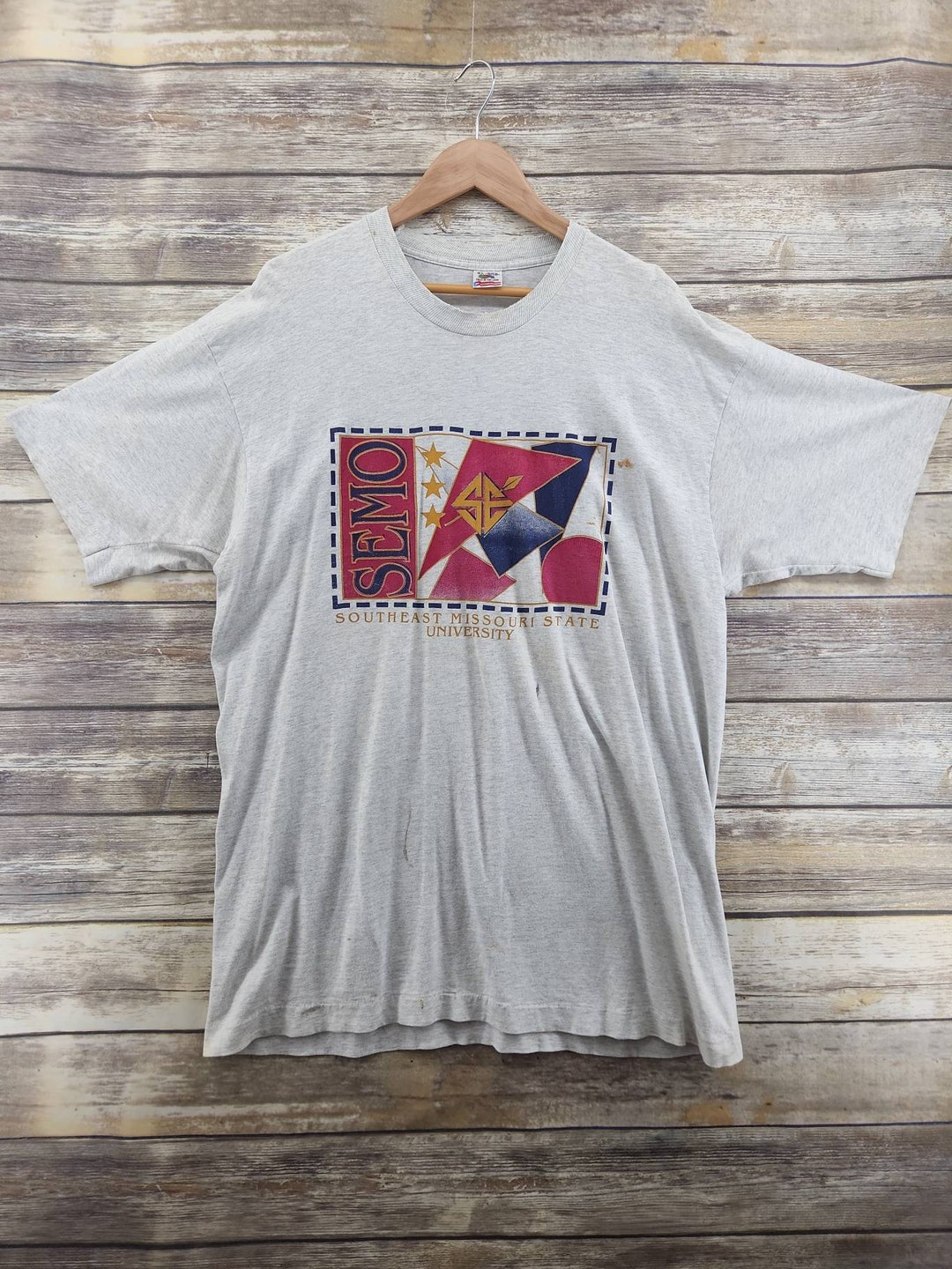 Semo Southeast Missouri State NCAA Distressed Vintage 80s FOTL T-shirt ...