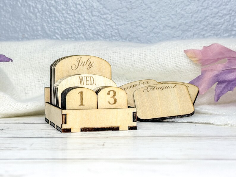 Wooden Perpetual Desk Calendar | Movable Date Blocks | Reusable Desktop ...