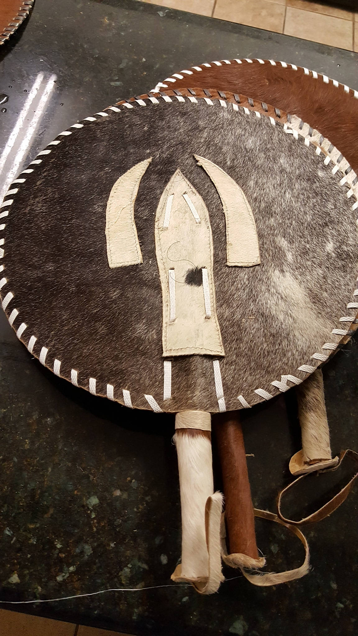 Round African Title Men Hand Fan/ Igbo amaka Hand made animal | Etsy