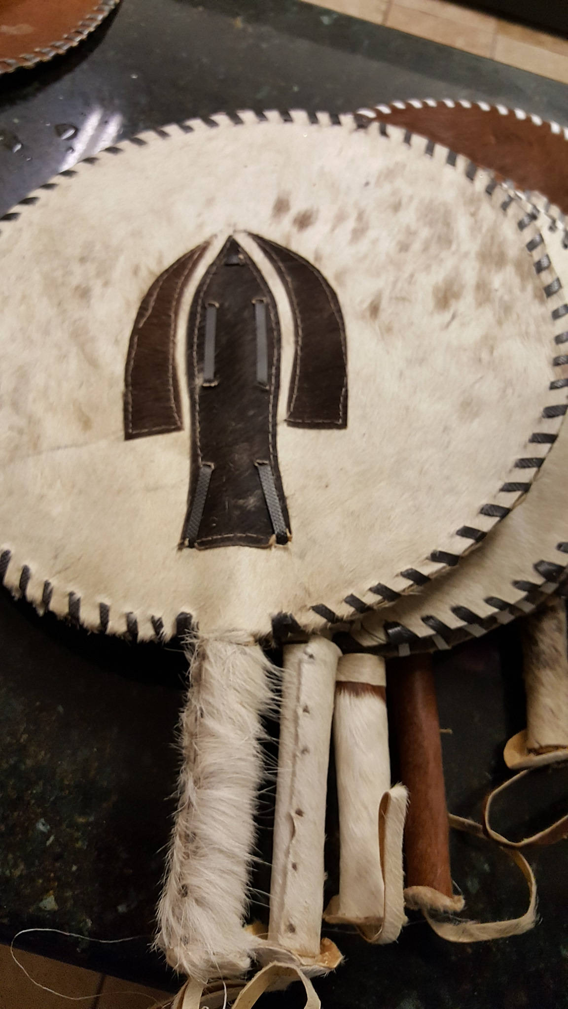 Round African Title Men Hand Fan/ Igbo amaka Hand made animal | Etsy