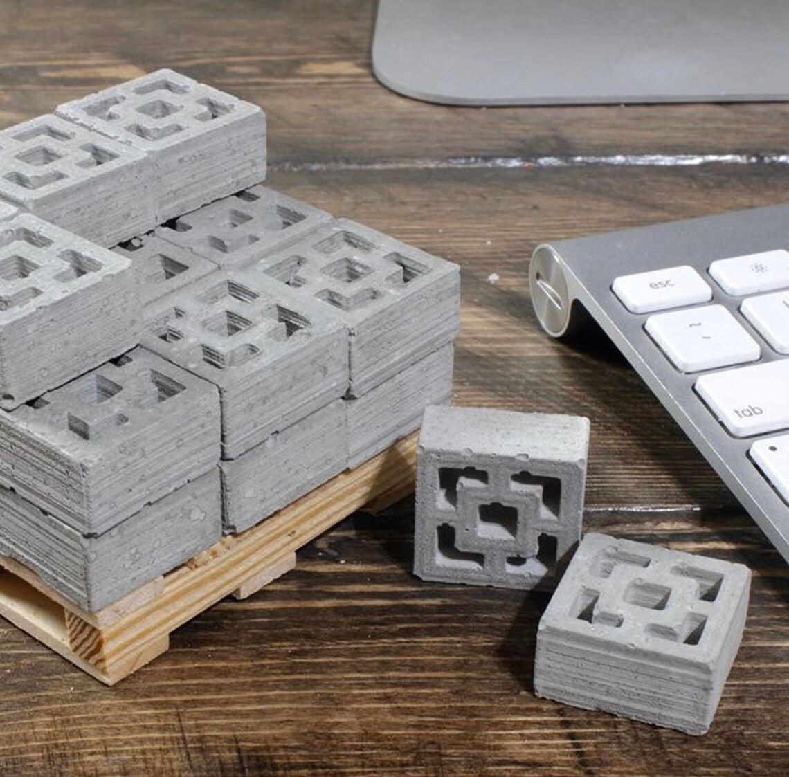 1:12 Scale Vista Vue Breeze Block Pallet 24pk Mini Mid | Etsy