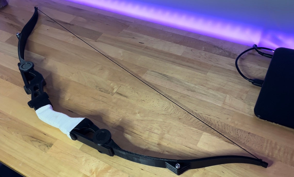 3D FILE - Foldable Hawkeye Prop Bow! - Etsy