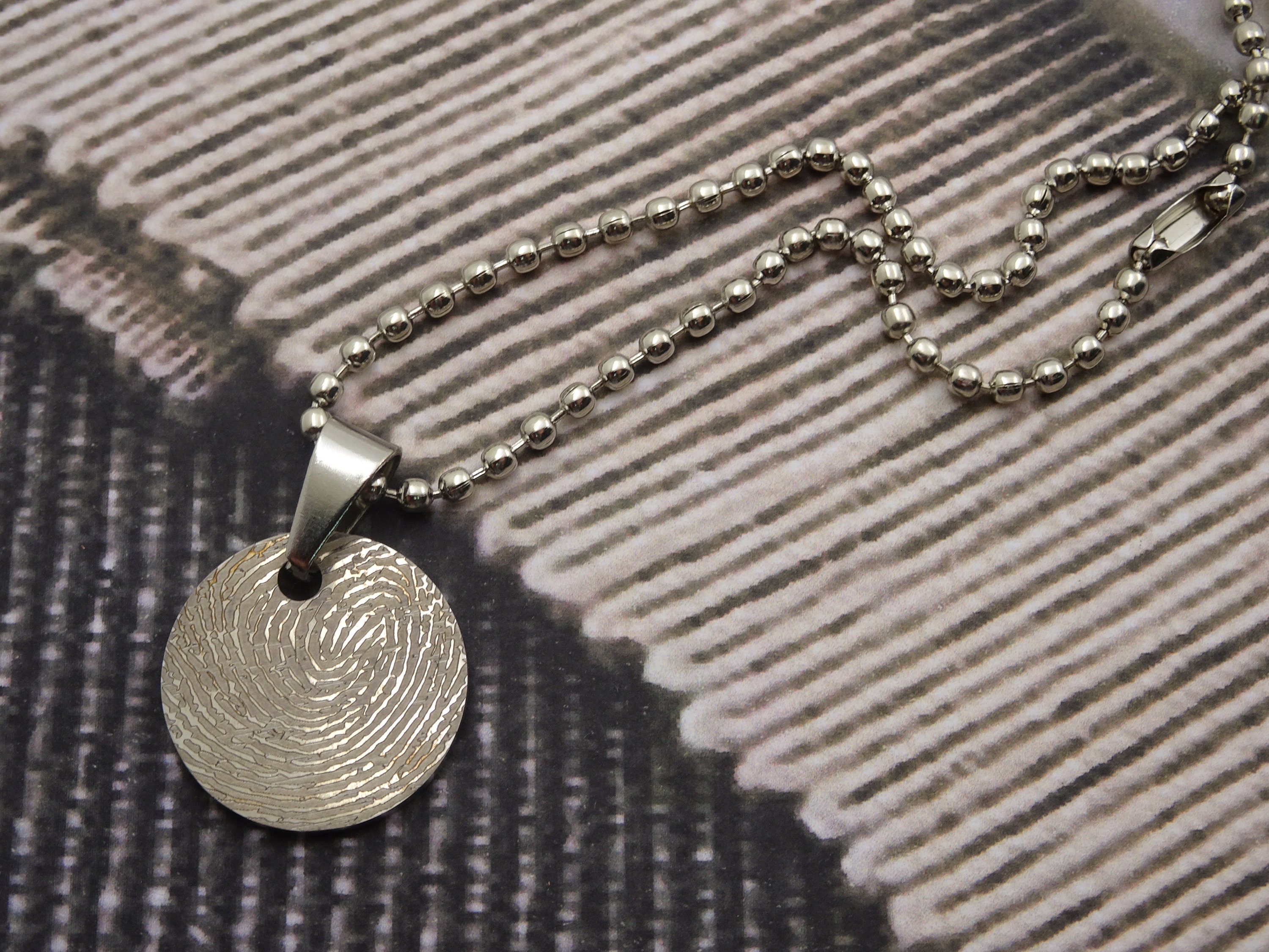 Personalized Fingerprint Handwriting Pendant, Custom Disc Tag Keychains ...