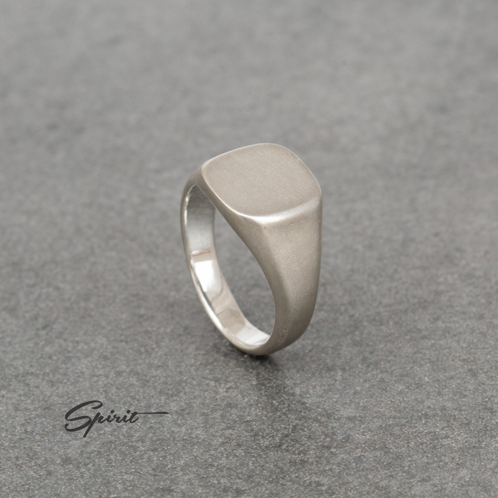 Classic Signet Ring Mens Signet Rings Vintage Ring - Etsy